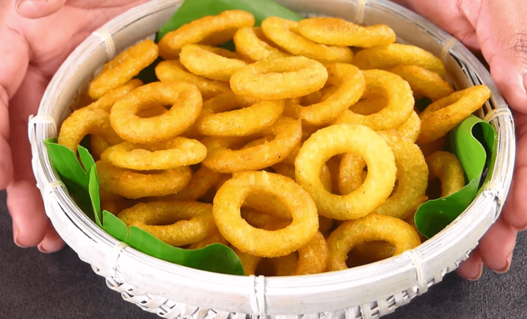 क्रिस्पी होममेड आलू रिंग्स (चिप्स) इन हिंदी || Potato Rings Chips ...